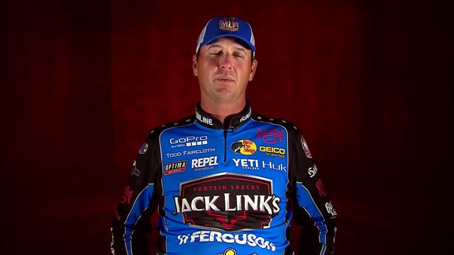 Who Would Win a Hot Dog Eating Contest? - Outdoor Channel